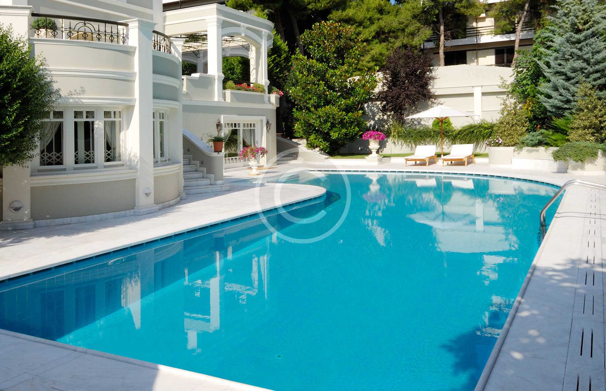 Landscaping – Pixel Pool Mosaic